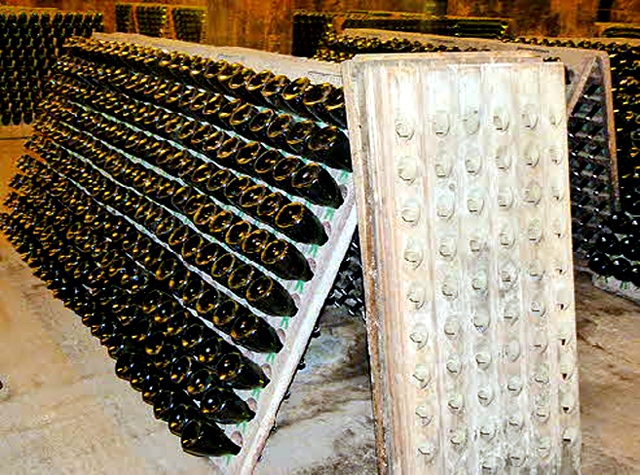 Sparkling Substitutes: 7 Champagne Swaps Worth Toasting - Luxury Web
