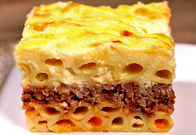 Recipe: Pastitsio - the Greek Answer to Italian Lasagna - Luxury Web