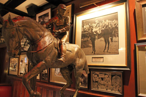 Restaurant Review: A Rare Cut of Timeless New York – Inside Gallaghers ...